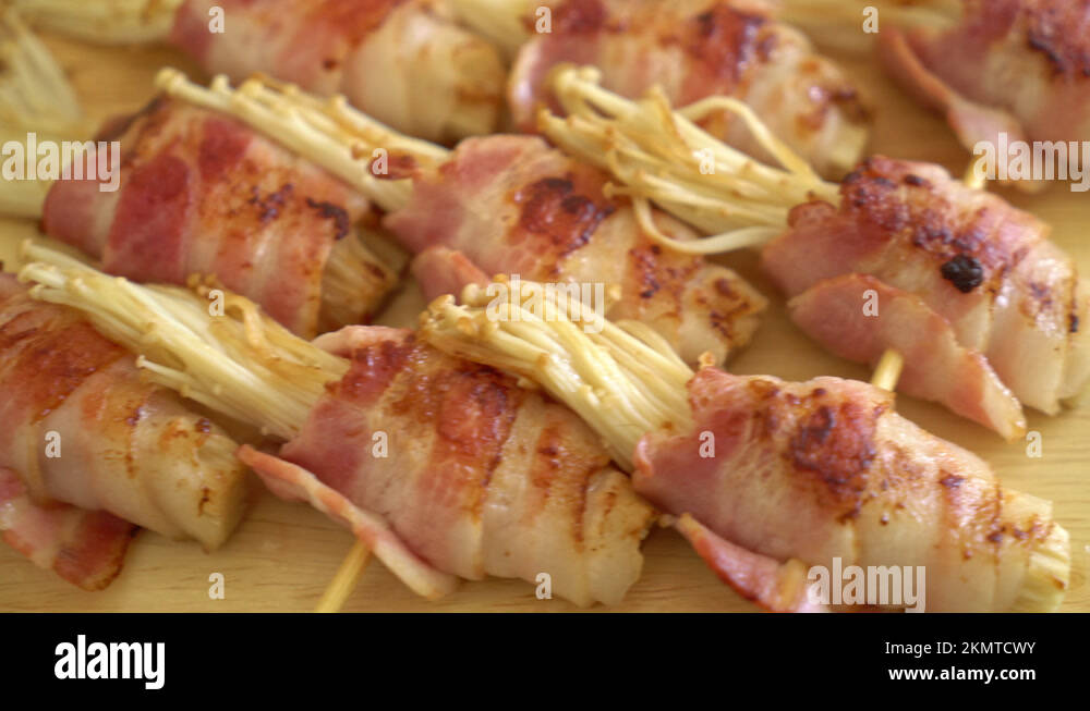 Golden bacon Stock Videos & Footage - HD and 4K Video Clips - Alamy