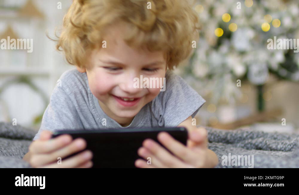 Cartoon kid smiling Stock Videos & Footage - HD and 4K Video Clips - Alamy