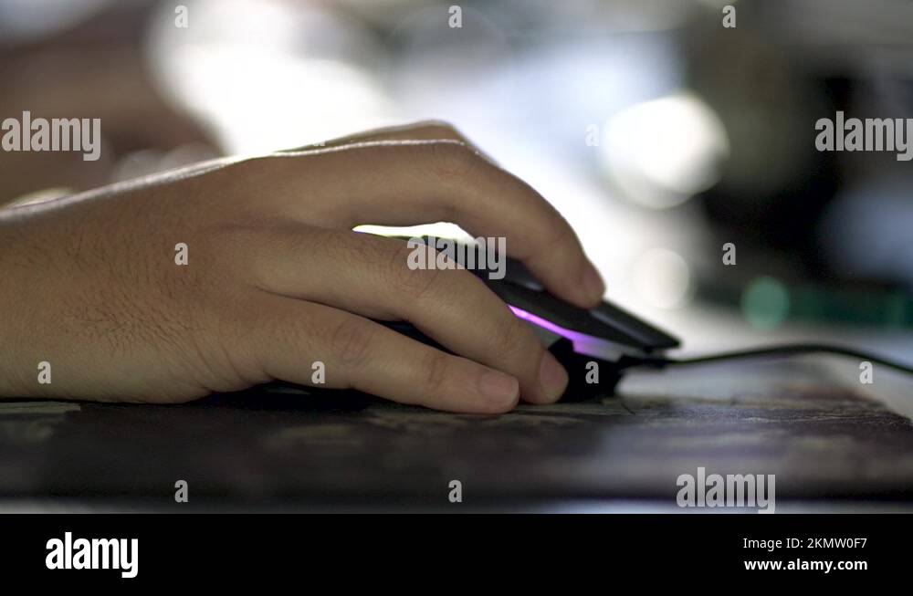Hand on mouse cable Stock Videos & Footage - HD and 4K Video Clips - Alamy
