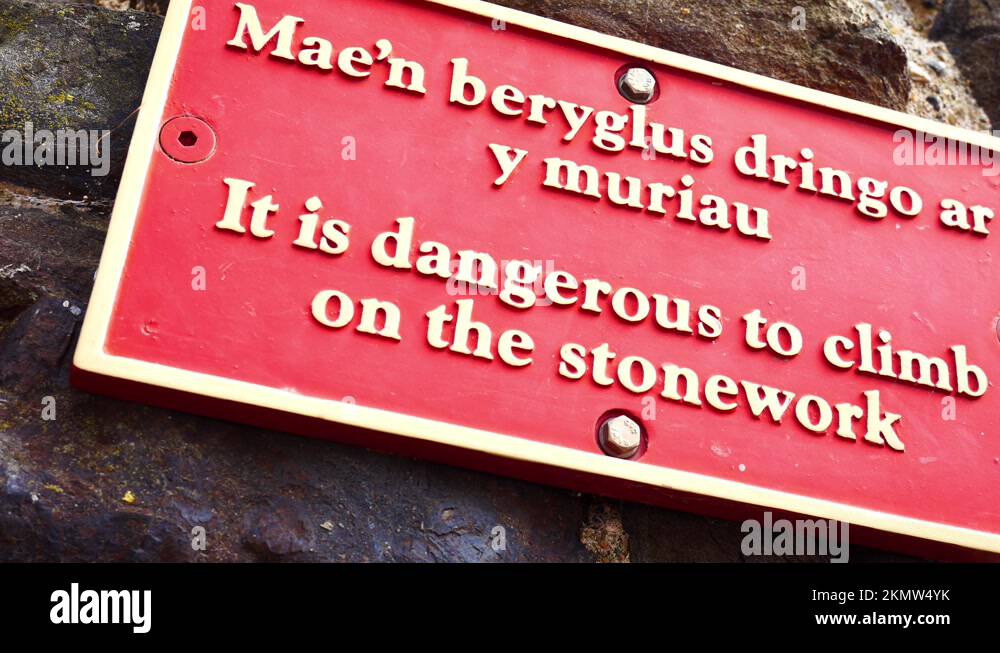 Welsh warning sign Stock Videos & Footage - HD and 4K Video Clips - Alamy