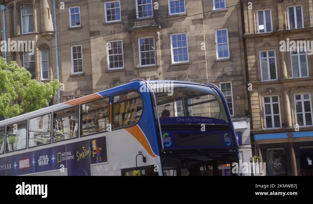 Sheffield bus Stock Videos & Footage - HD and 4K Video Clips - Alamy