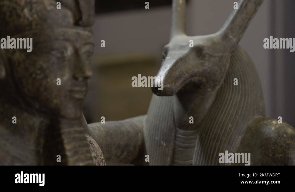 Anubis statues Stock Videos & Footage - HD and 4K Video Clips - Alamy