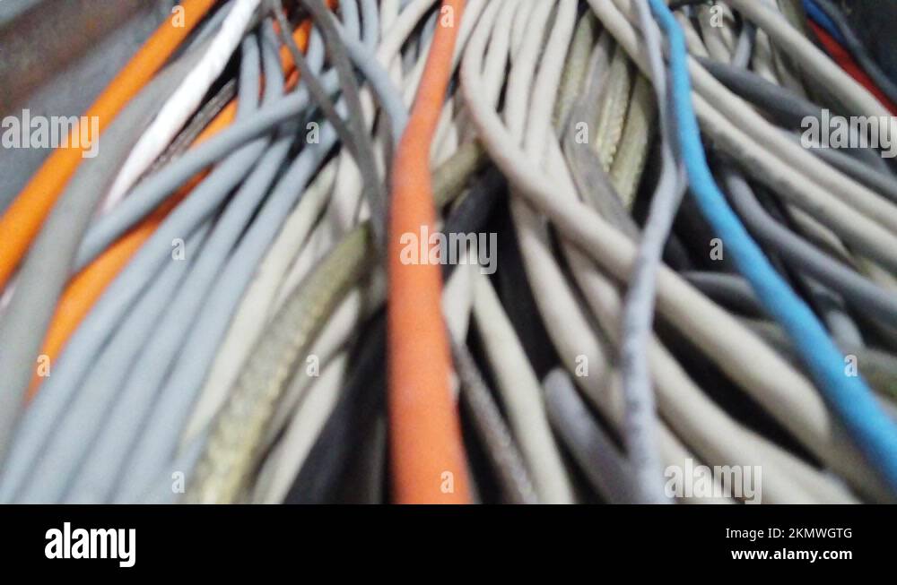 Overlapping cable Stock Videos & Footage - HD and 4K Video Clips - Alamy