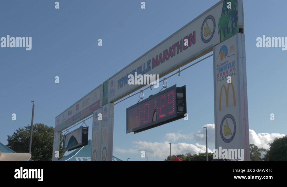 Marathon of the north Stock Videos & Footage - HD and 4K Video Clips ...