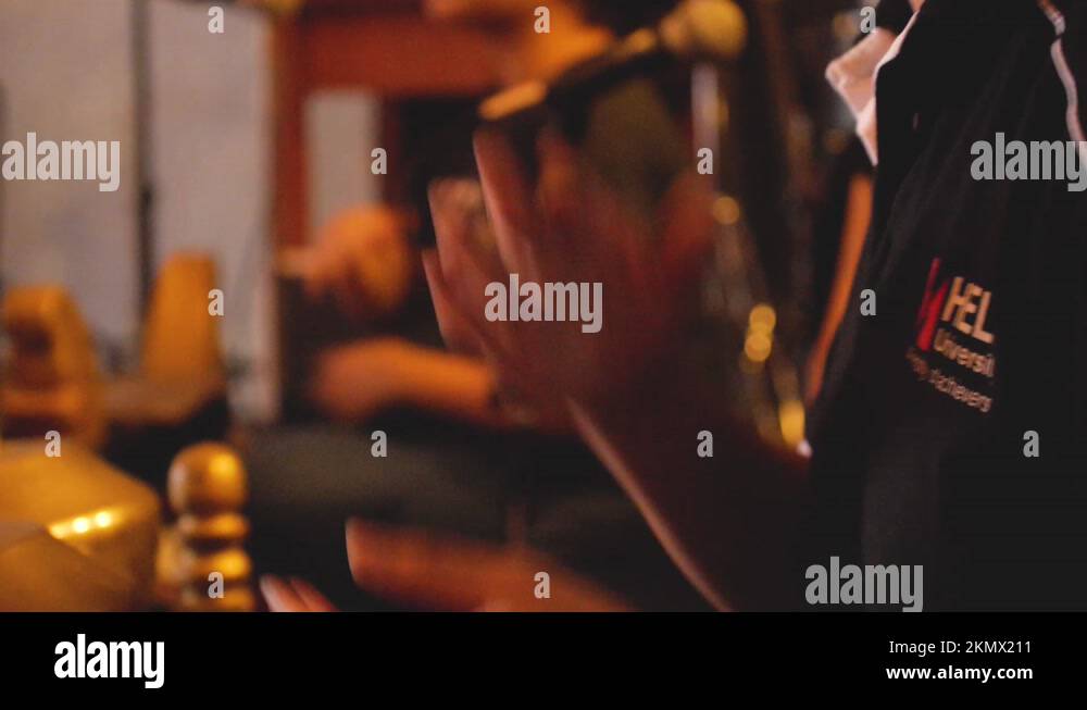 Cultural Gestures Stock Videos Footage Hd And 4k Video Clips Alamy