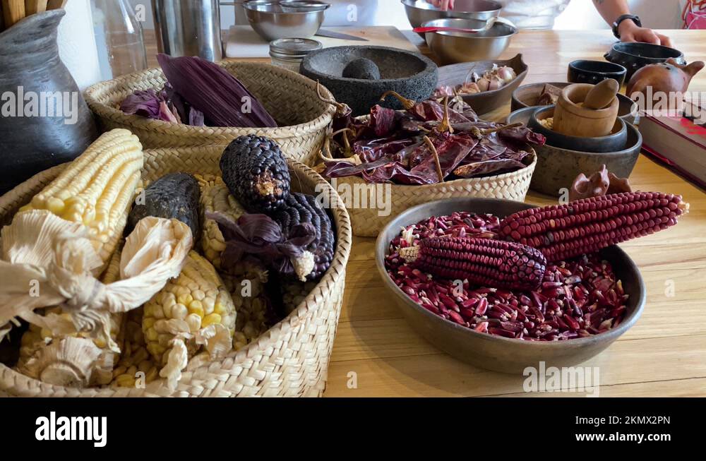 Maize varieties Stock Videos & Footage - HD and 4K Video Clips - Alamy