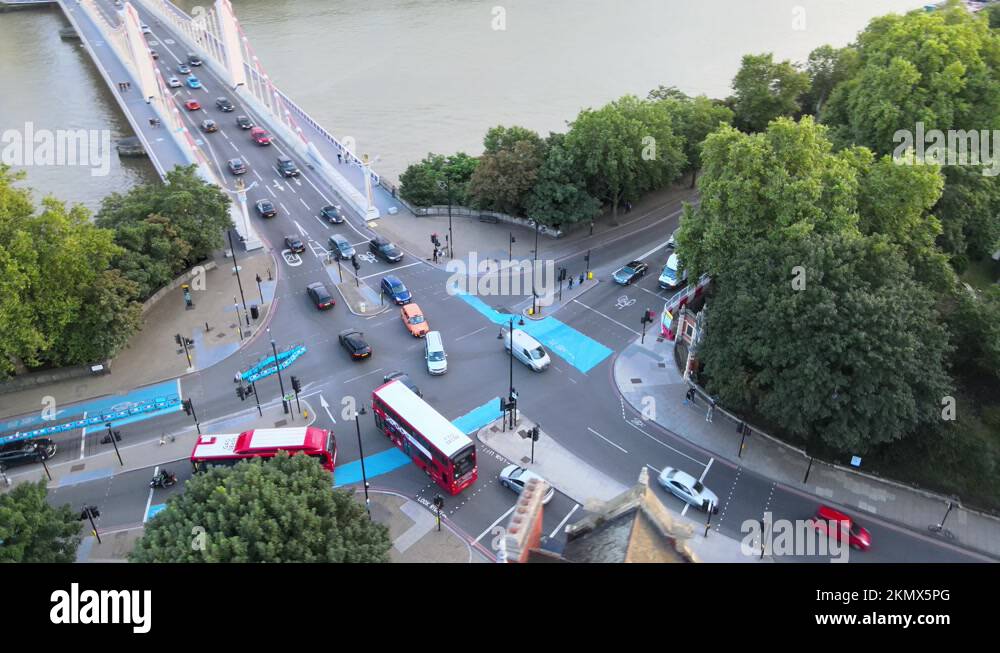 Chelsea bridge road Stock Videos & Footage - HD and 4K Video Clips - Alamy