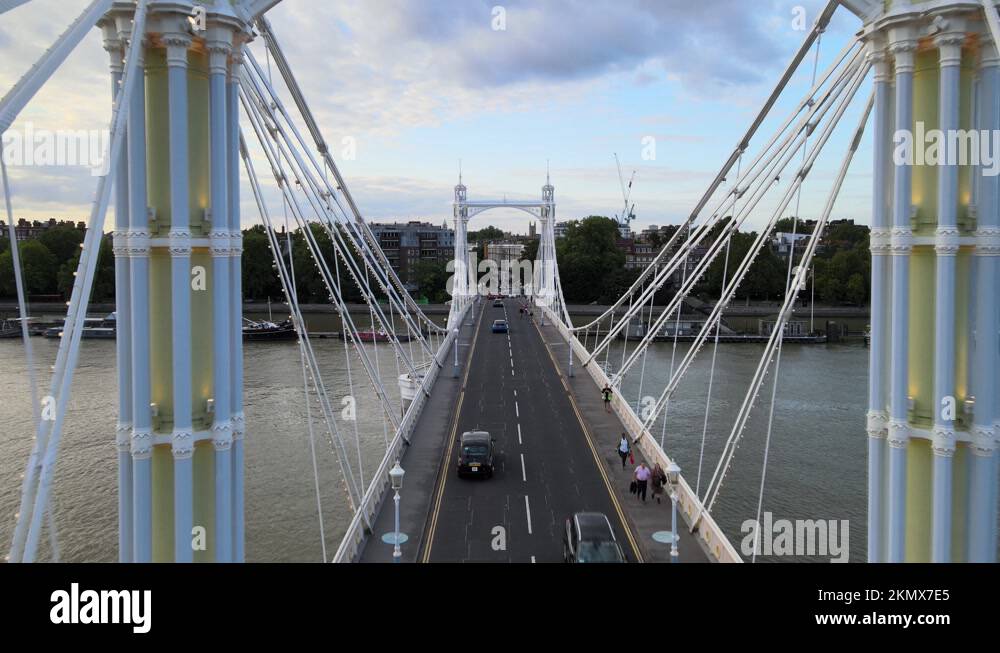 Albert bridge road Stock Videos & Footage - HD and 4K Video Clips - Alamy