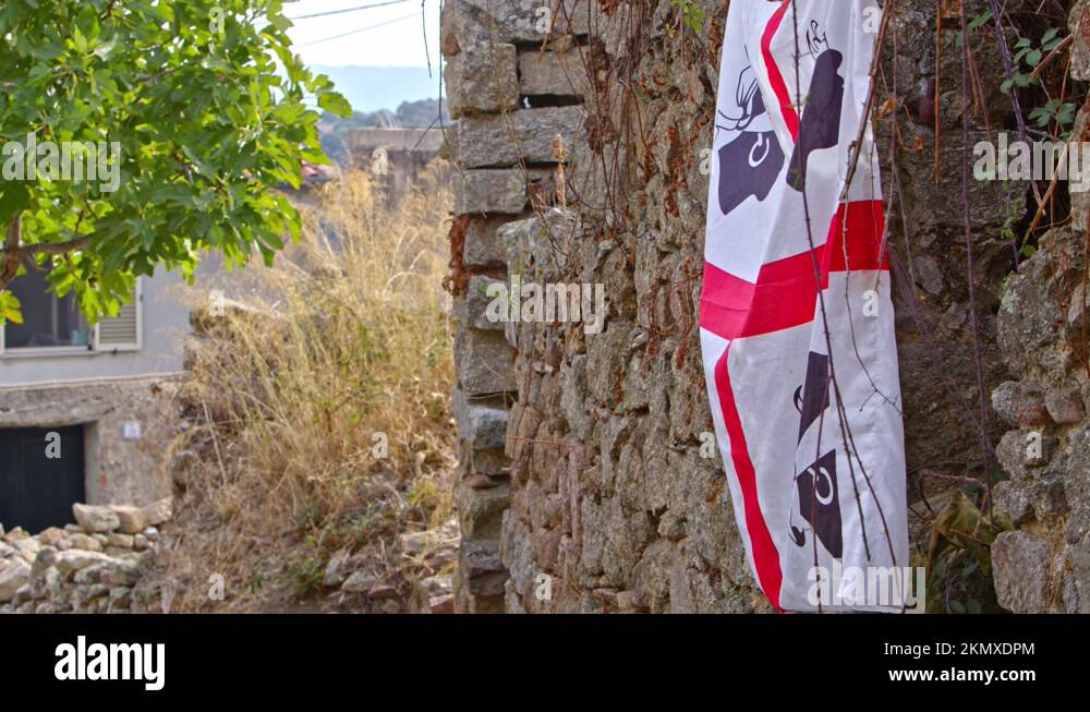 Side view stone wall Stock Videos & Footage - HD and 4K Video Clips - Alamy