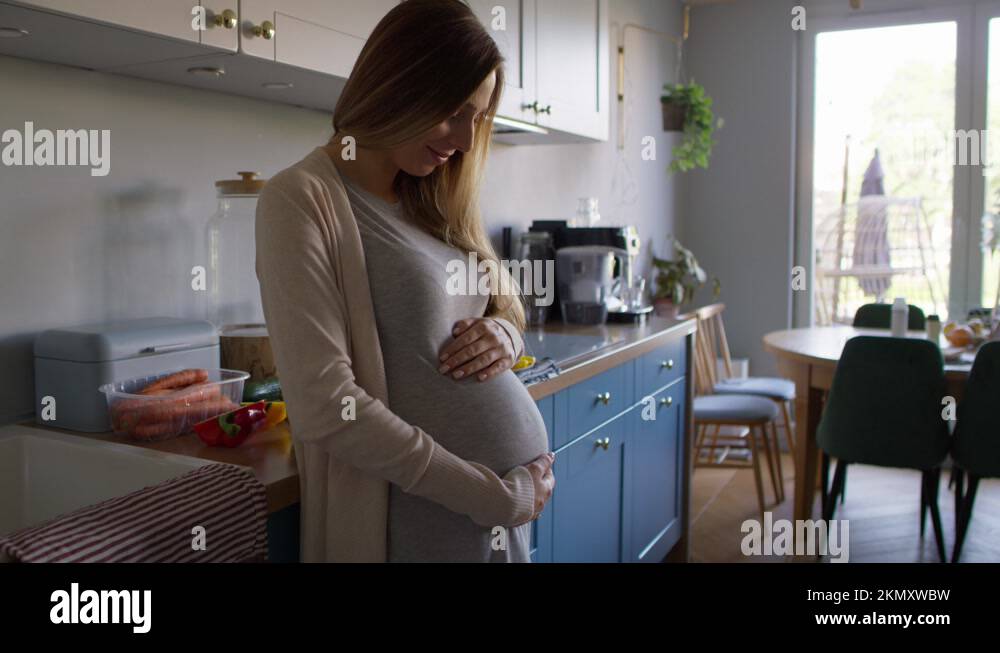 Childbirth Stock Videos & Footage - HD and 4K Video Clips - Alamy