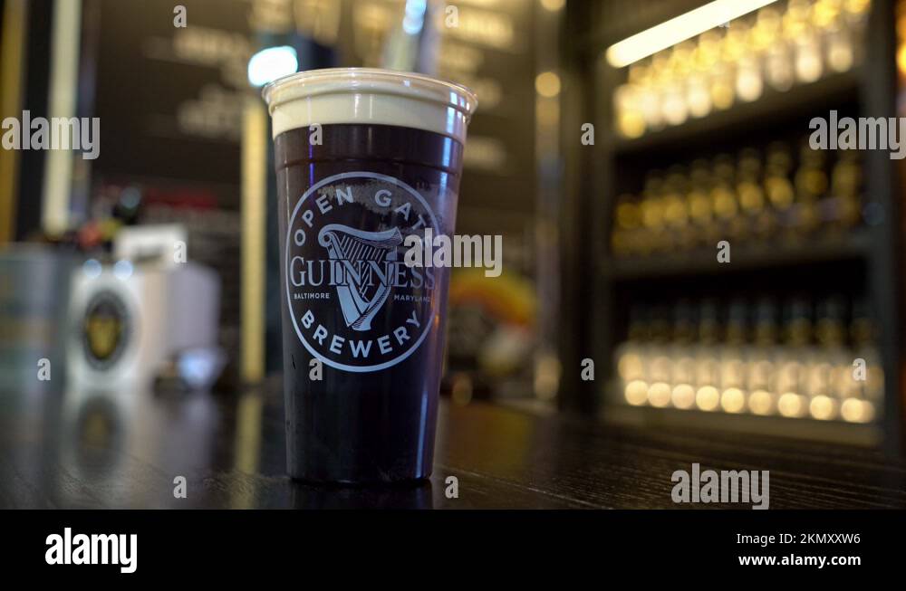 Cold guinness Stock Videos & Footage - HD and 4K Video Clips - Alamy