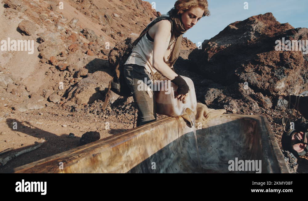 Pouring in bath Stock Videos & Footage - HD and 4K Video Clips - Alamy