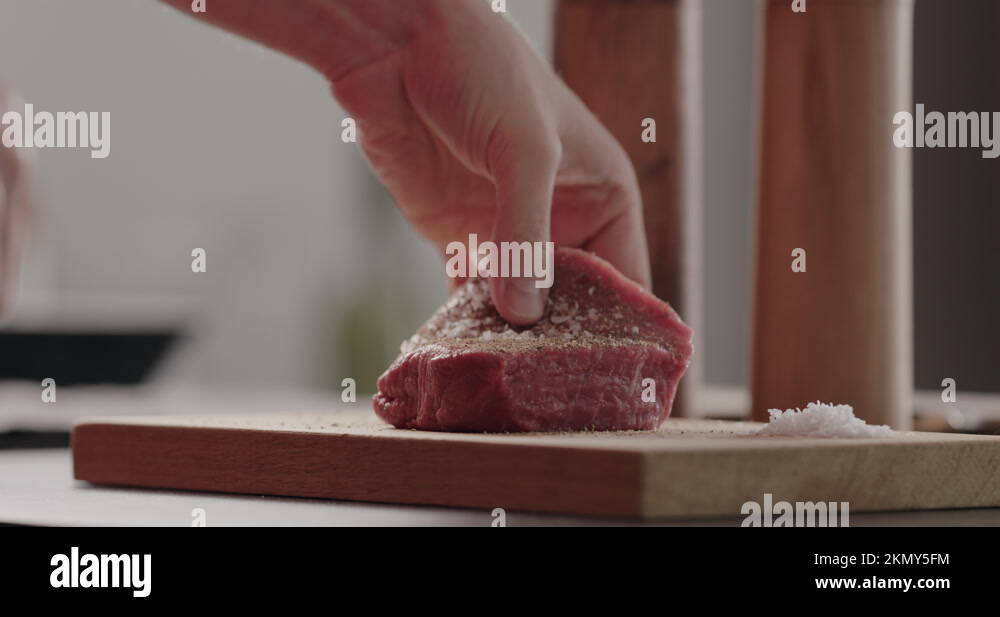 Salt flakes on steak Stock Videos & Footage - HD and 4K Video Clips - Alamy