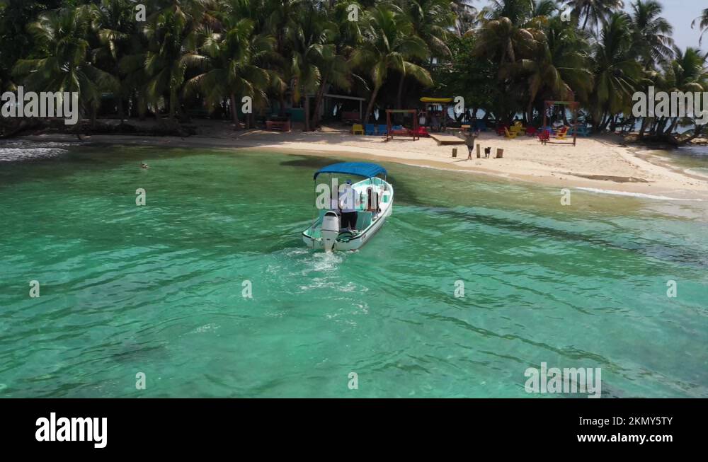 Arriving excursion boat Stock Videos & Footage - HD and 4K Video Clips ...