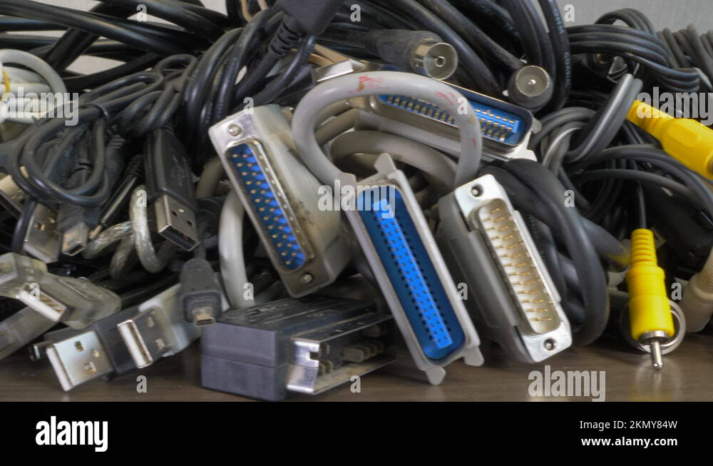 Pile old computer cables Stock Videos & Footage - HD and 4K Video Clips ...