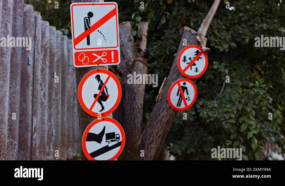 Funny road signs. The toilet is not here, it is forbidden to urinate ...