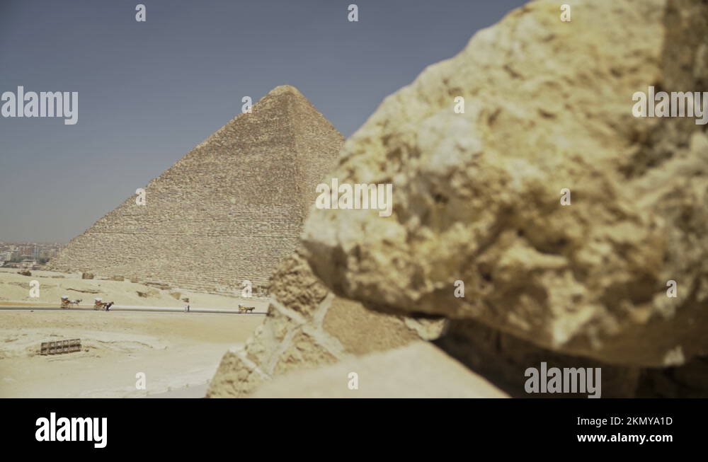 One pyramid giza Stock Videos & Footage - HD and 4K Video Clips - Alamy