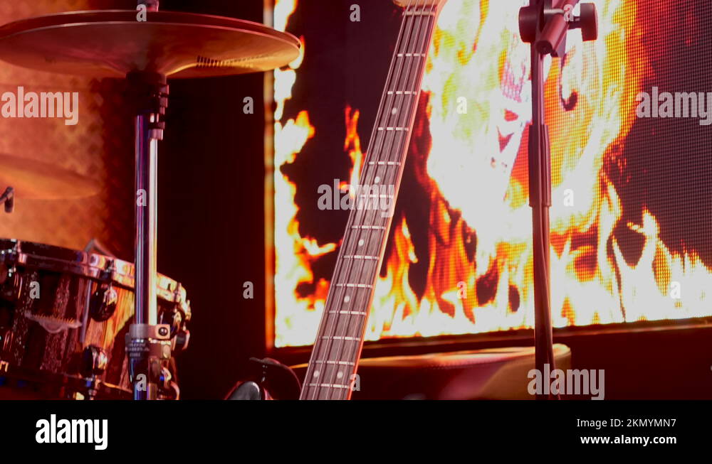 Stage waiting Stock Videos & Footage - HD and 4K Video Clips - Alamy