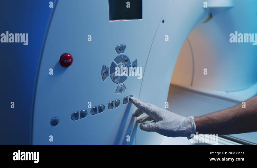 Technician mri Stock Videos & Footage - HD and 4K Video Clips - Alamy