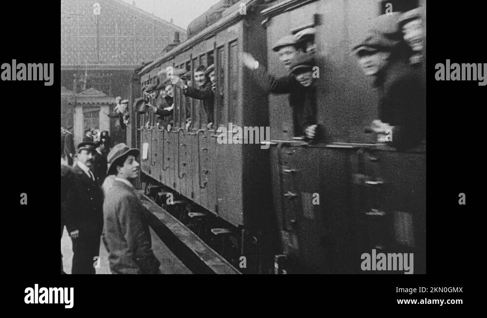 Woman wave goodbye train Stock Videos & Footage - HD and 4K Video Clips ...