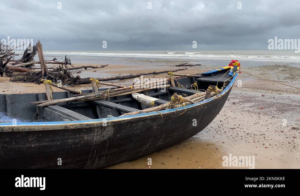 Boat sea beach stranded Stock Videos & Footage - HD and 4K Video Clips ...