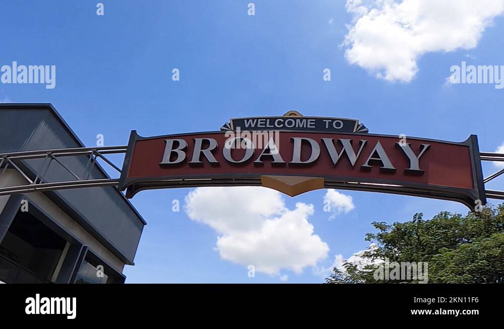 Entry welcome sign Stock Videos & Footage - HD and 4K Video Clips - Alamy