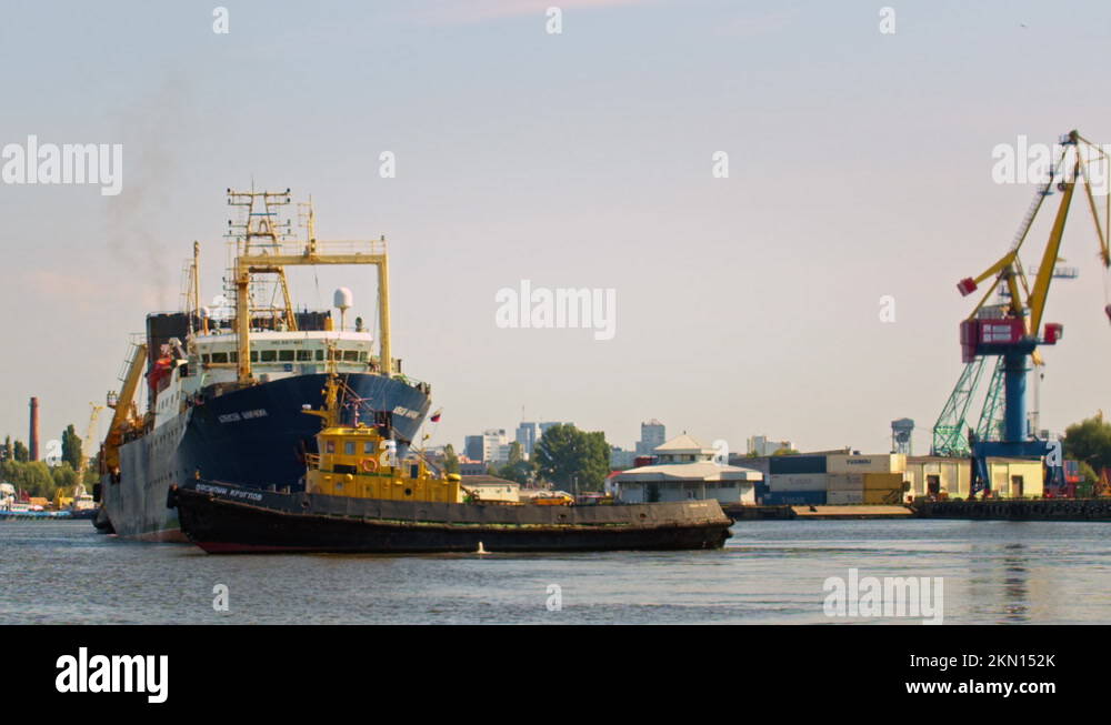 Net trawler fishing pulling Stock Videos & Footage - HD and 4K Video ...