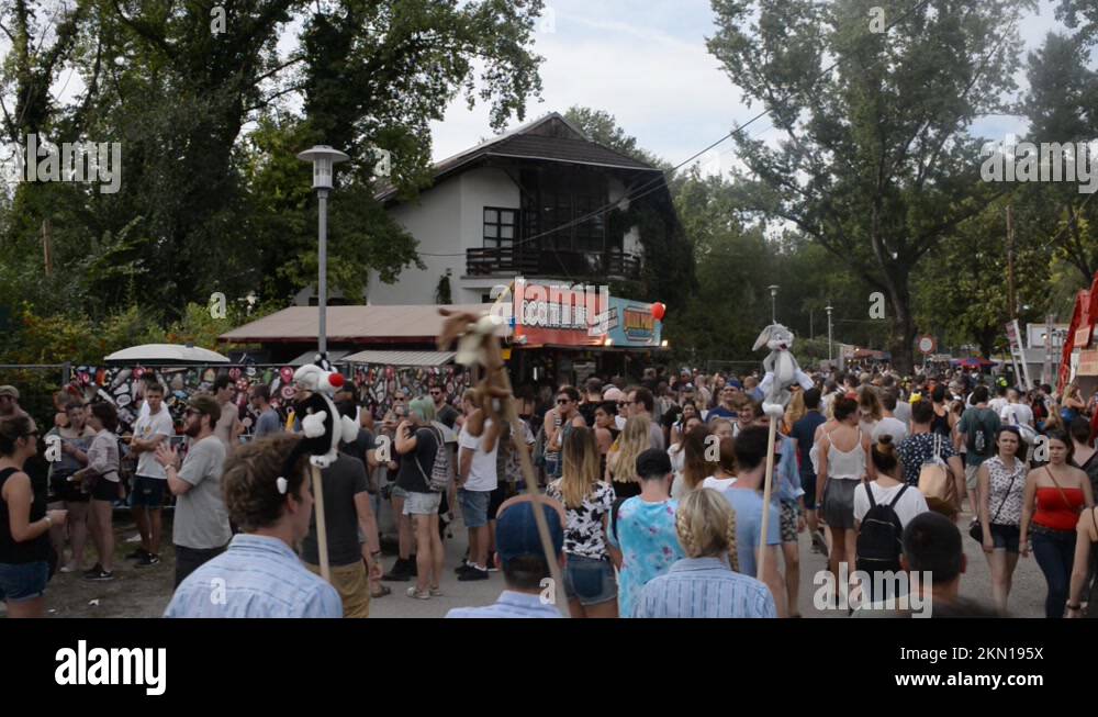 Concert stages Stock Videos & Footage - HD and 4K Video Clips - Alamy