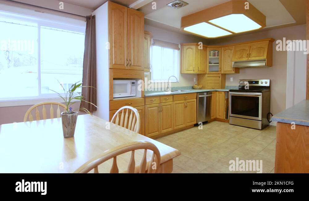 Outdated room Stock Videos & Footage - HD and 4K Video Clips - Alamy