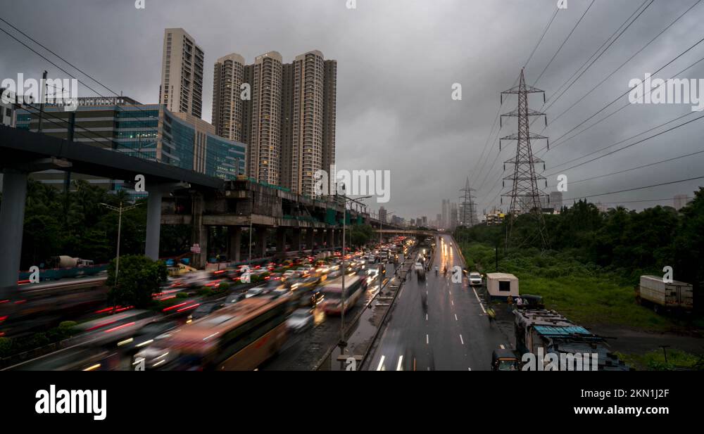 Rush Hour Traffic On Bustling Roads Of Mumbai City In India With High ...