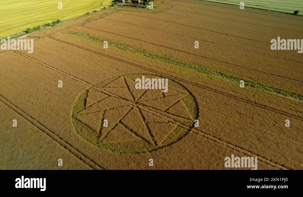 Crop pattern Stock Videos & Footage - HD and 4K Video Clips - Alamy