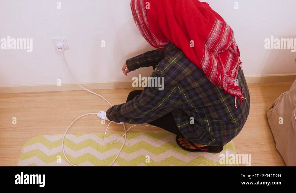 Red scar Stock Videos & Footage - HD and 4K Video Clips - Alamy