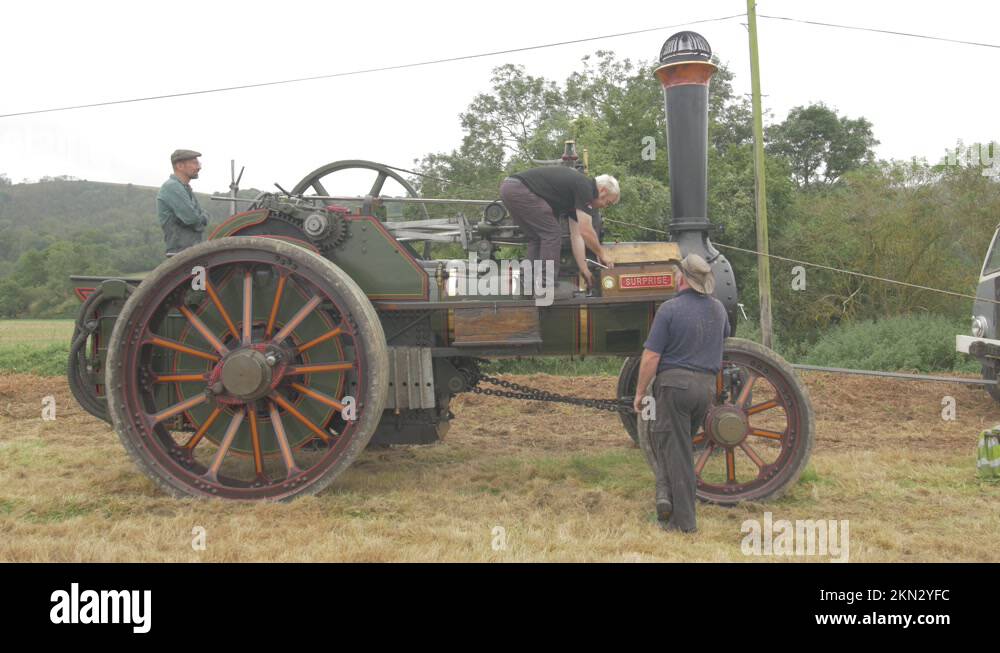 Traditional Steam Driven Traction Engine Stock Video Footage - Alamy