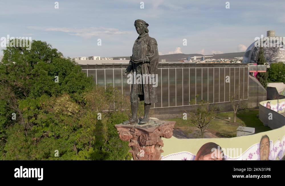 Monumento a colón Stock Videos & Footage - HD and 4K Video Clips - Alamy