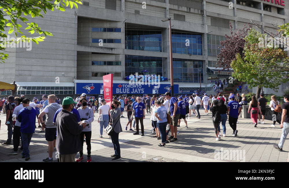 New normal with Toronto Blue Jays crowds of baseball fans at stadium ...