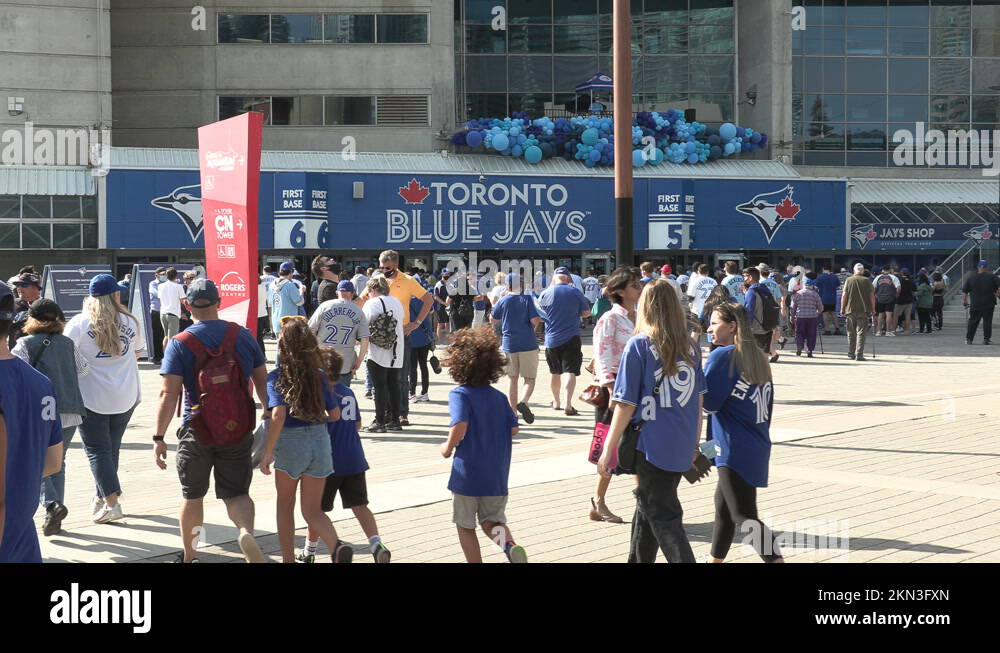New normal with Toronto Blue Jays crowds of baseball fans at stadium ...