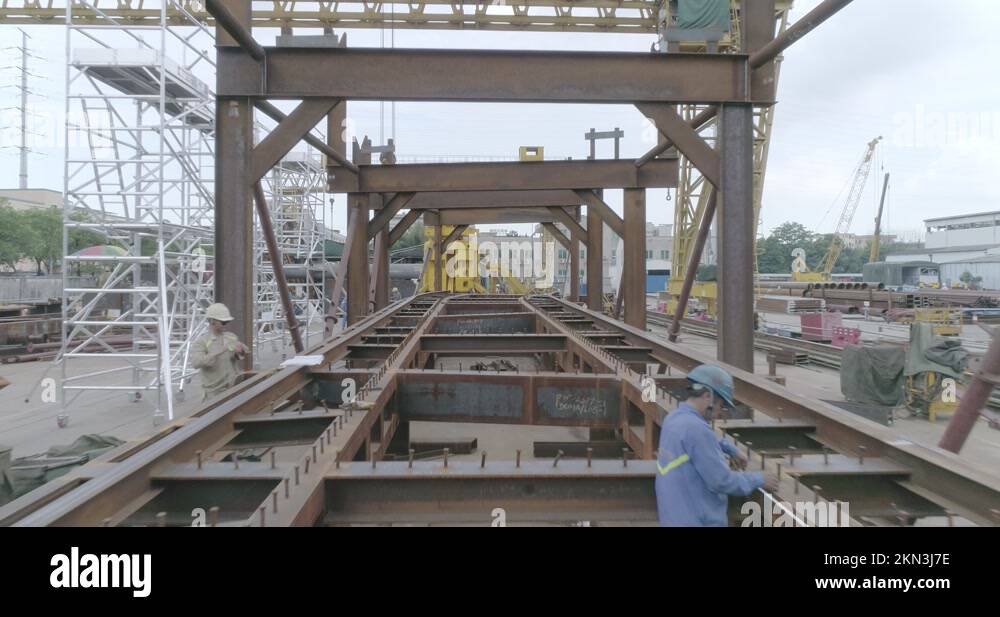 Structural steelwork Stock Videos & Footage - HD and 4K Video Clips - Alamy