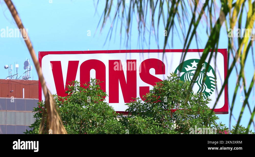 Grocery store starbucks Stock Videos & Footage - HD and 4K Video Clips ...