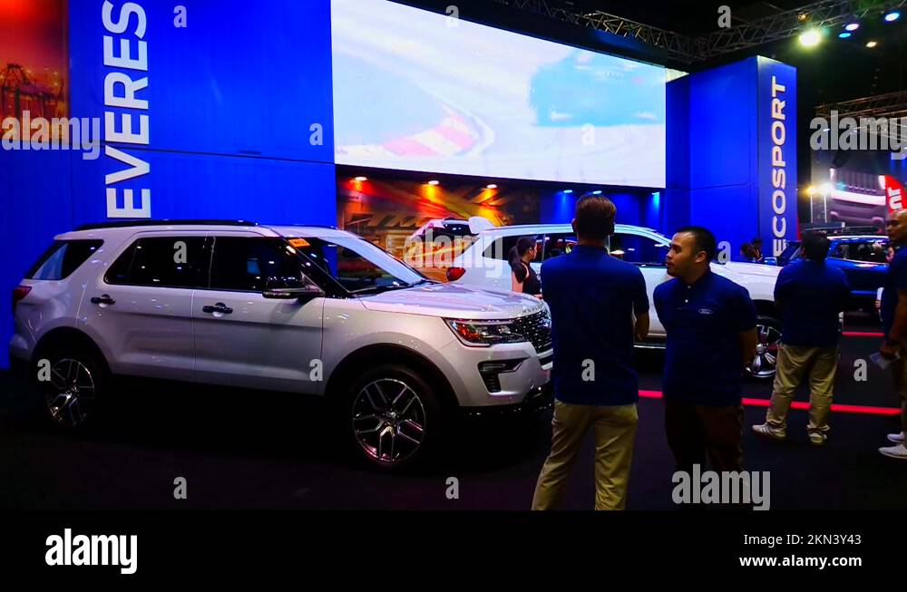 Ford booth Stock Videos & Footage - HD and 4K Video Clips - Alamy