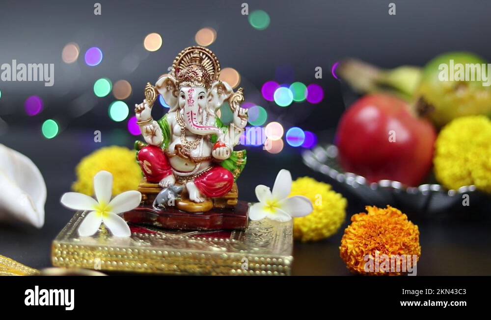 Selective Focus On Colorful Statue Of Hindu God Lord Ganesha Ganpati ...