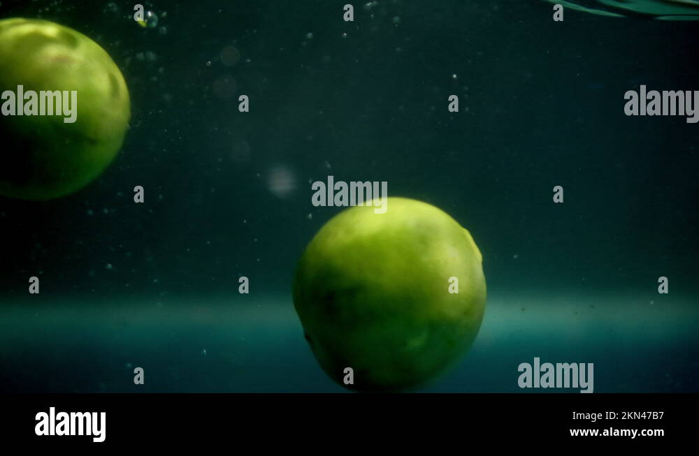 Deep splash Stock Videos & Footage - HD and 4K Video Clips - Alamy