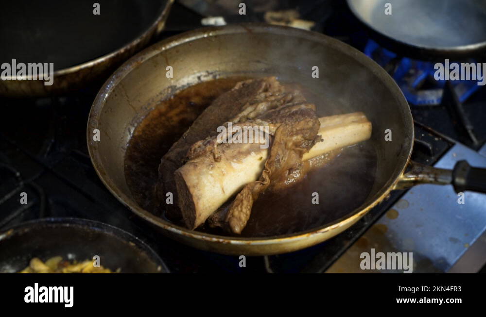 Rib cartilage Stock Videos & Footage - HD and 4K Video Clips - Alamy