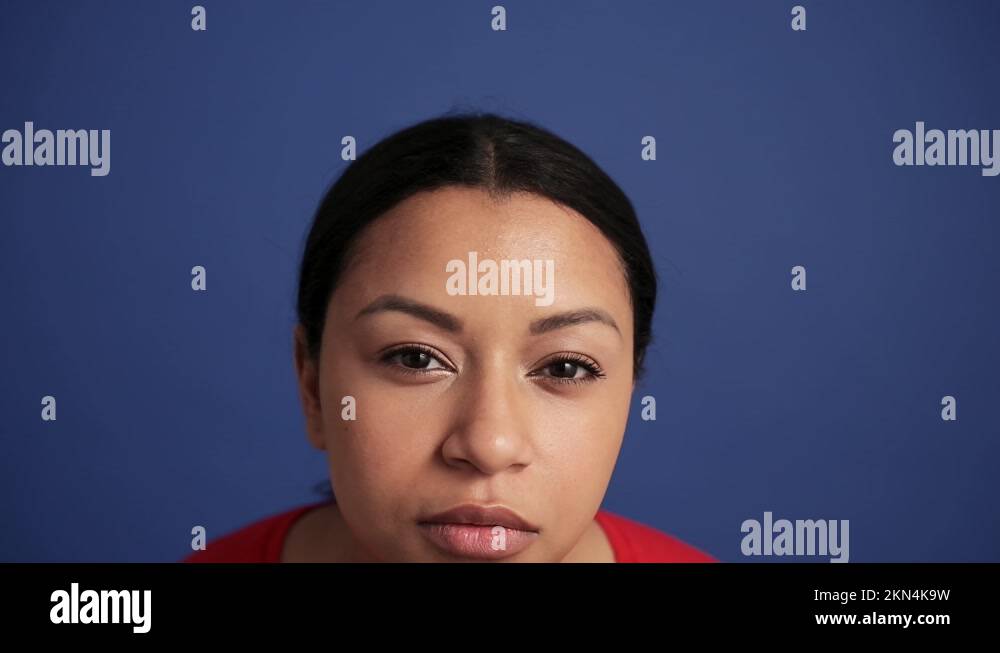 Woman peering Stock Videos & Footage - HD and 4K Video Clips - Alamy