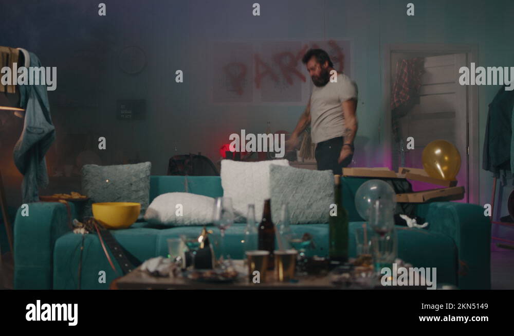 Messy dancing Stock Videos & Footage - HD and 4K Video Clips - Alamy