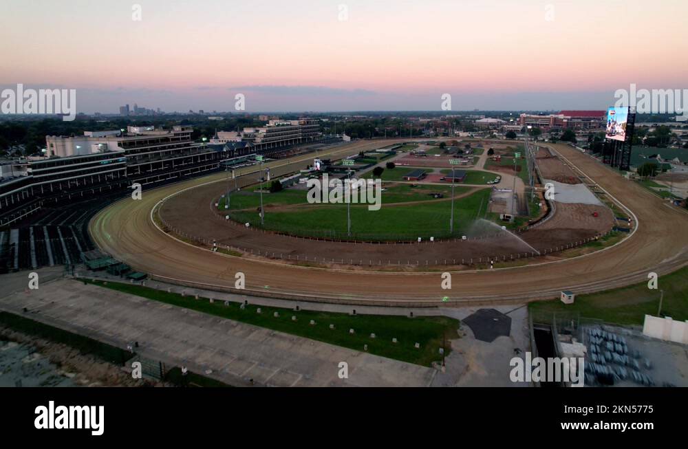 Racetrack aerial Stock Videos & Footage - HD and 4K Video Clips - Alamy