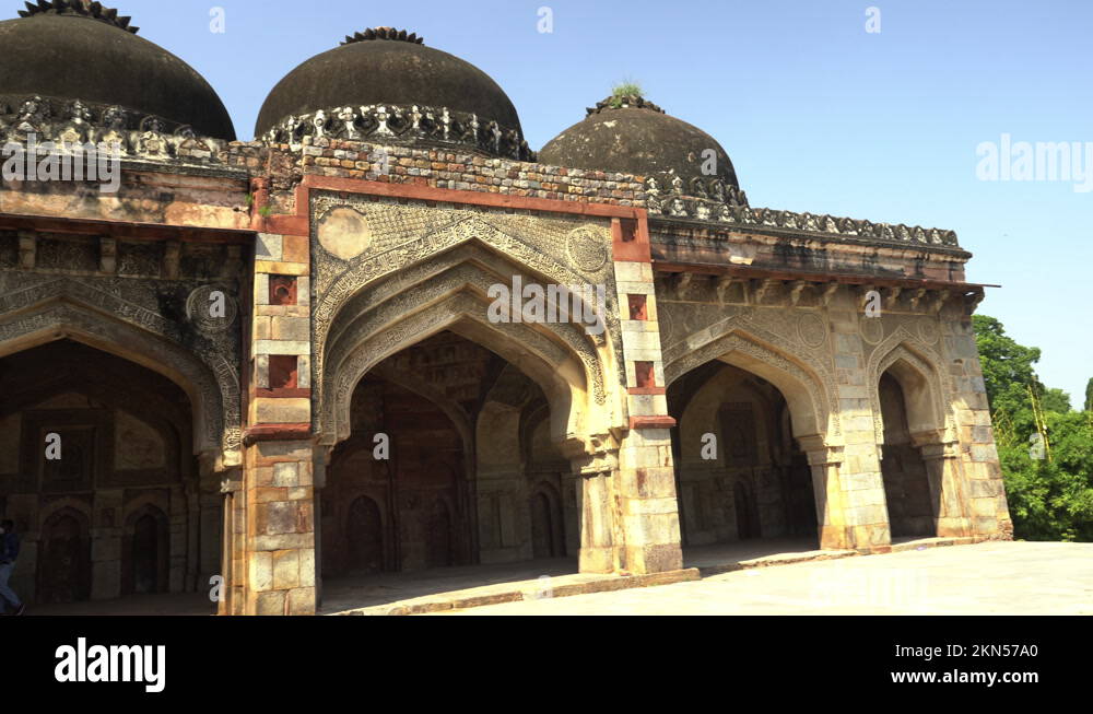 Bara Gumbad Mosque, Old heritage structure at Lodhi garden, Delhi ...