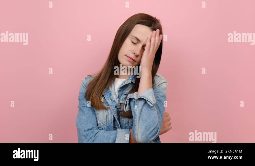 Rub temples Stock Videos & Footage - HD and 4K Video Clips - Alamy