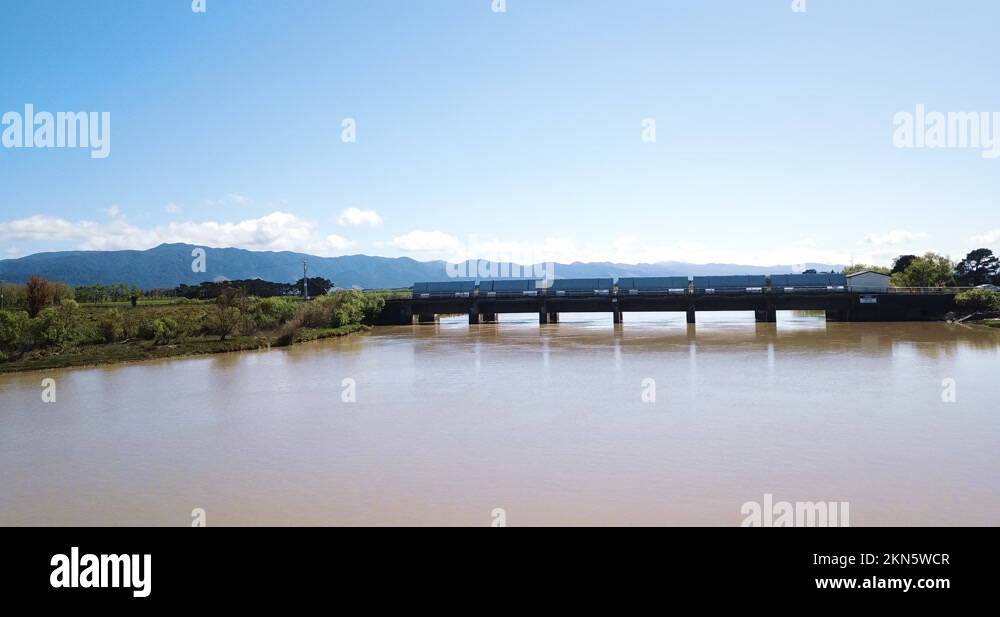 Flood control gates Stock Videos & Footage - HD and 4K Video Clips - Alamy