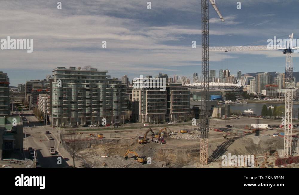 Crew building Stock Videos & Footage - HD and 4K Video Clips - Alamy