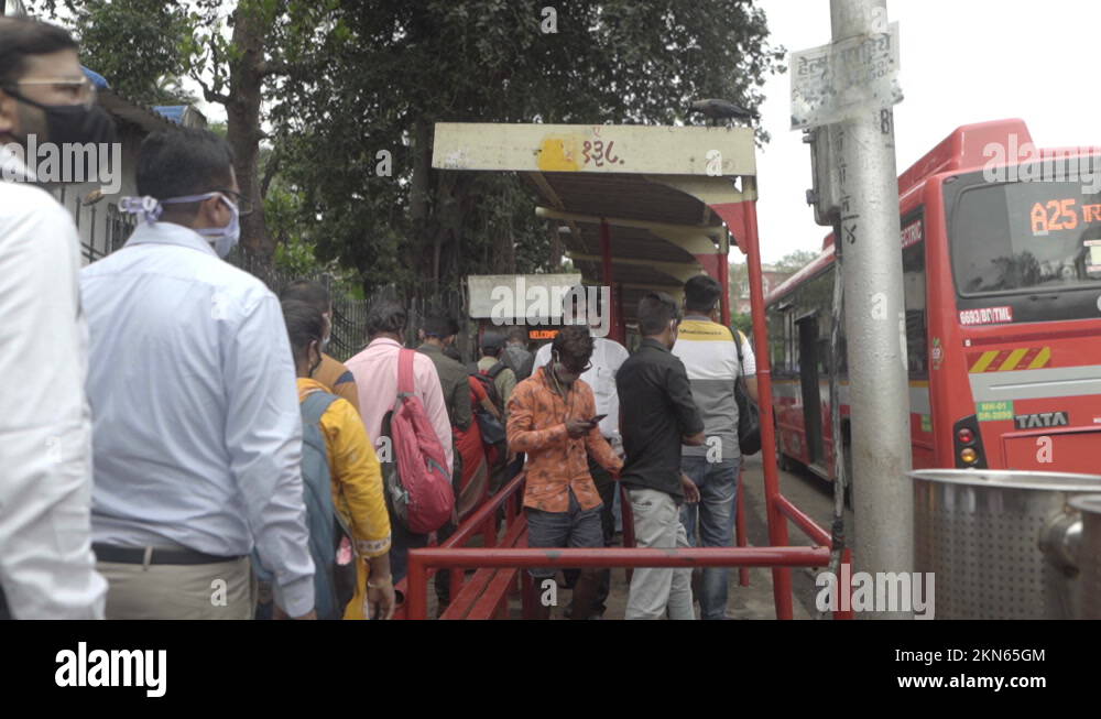 People get on bus Stock Videos & Footage - HD and 4K Video Clips - Alamy